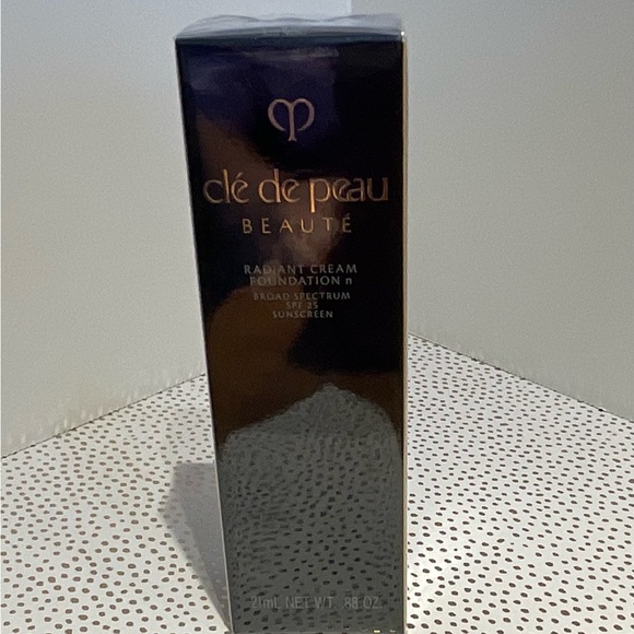 cle de peau | Makeup | Brand New Cle De Peau Beaute Radiant Cream ...